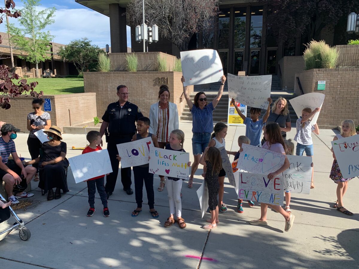Provo children learn to peacefully protest | News, Sports, Jobs - Daily ...